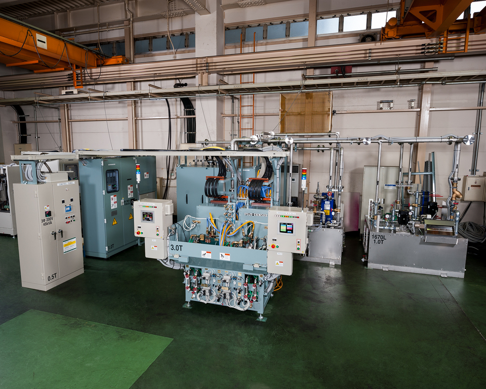 Automobile Parts All-Purpose① Induction Hardening Machine - Fuji ...